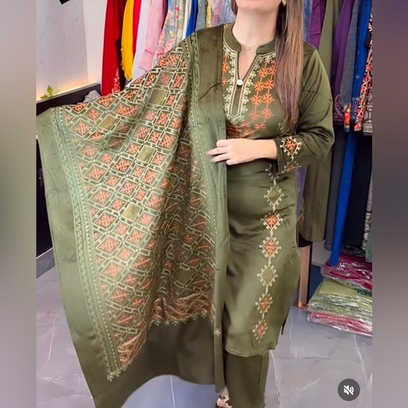 Kurtas | Green Velvet Suit With Rust Embroidery Kashmiri Kadai ...